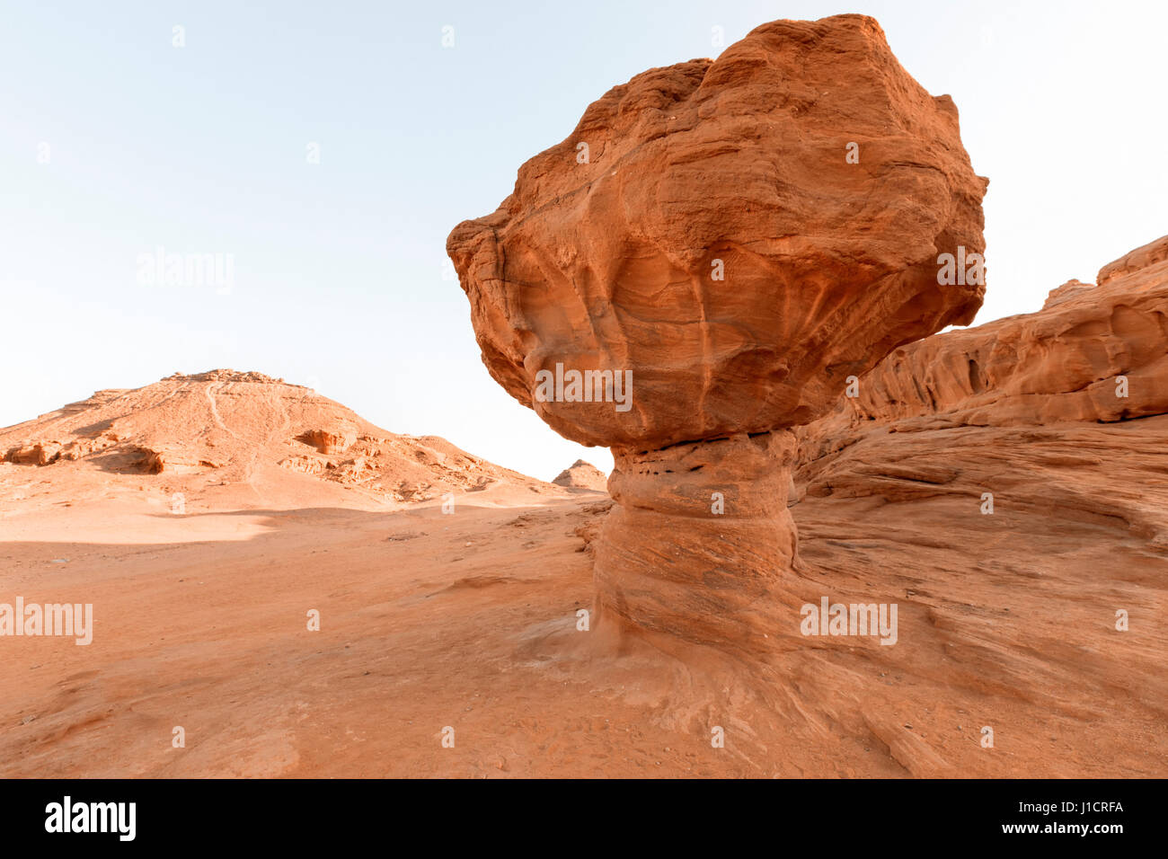 View of Timna Valley in Israeli Negev Desert Stock Photo - Alamy