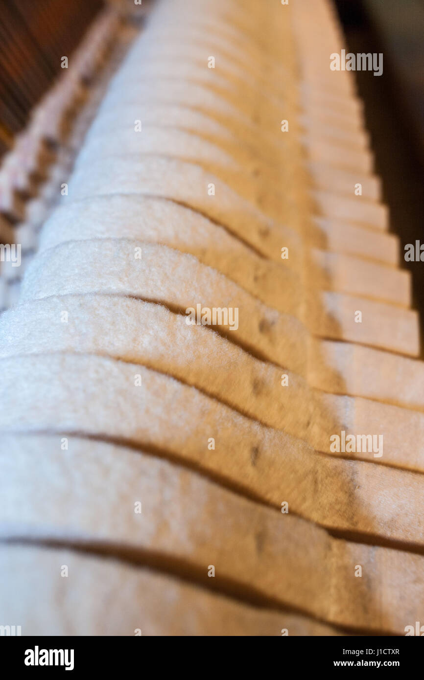 Piano inside internal structure hammers hi-res stock photography and ...