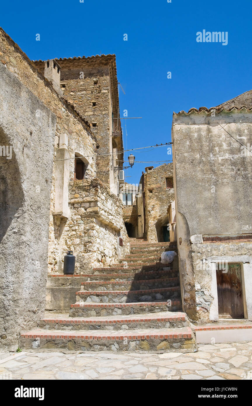 Alleyway. Rocca Imperiale. Calabria. Italy Stock Photo - Alamy