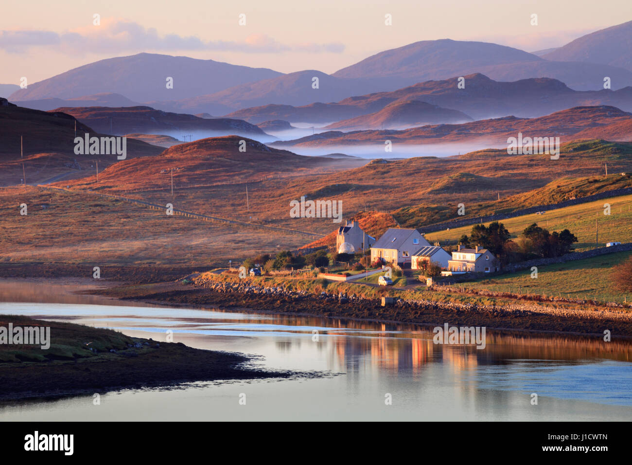 Callanish iii standing calanais island hi-res stock photography and ...