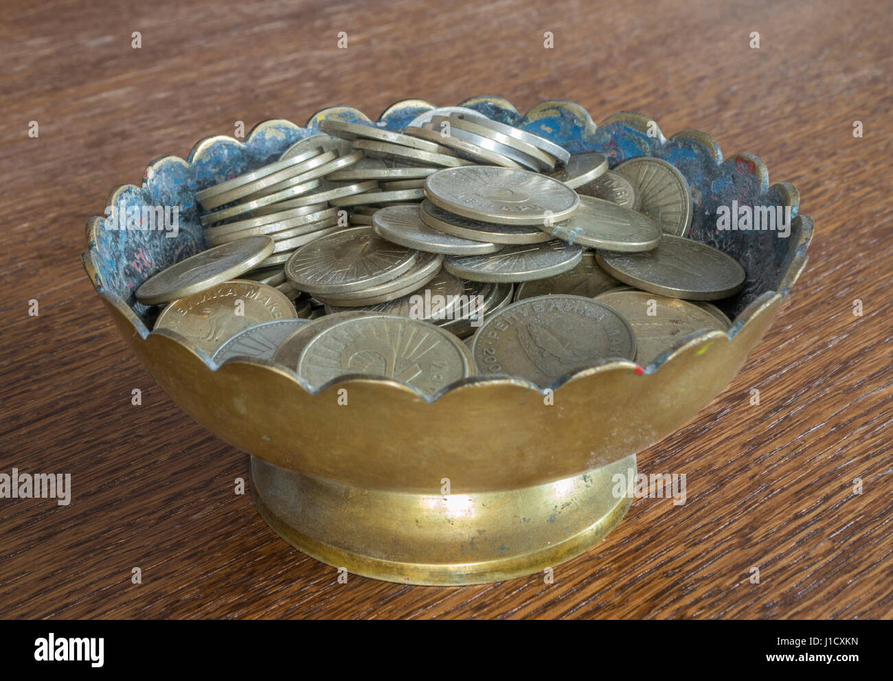 Money pot hi-res stock photography and images - Alamy