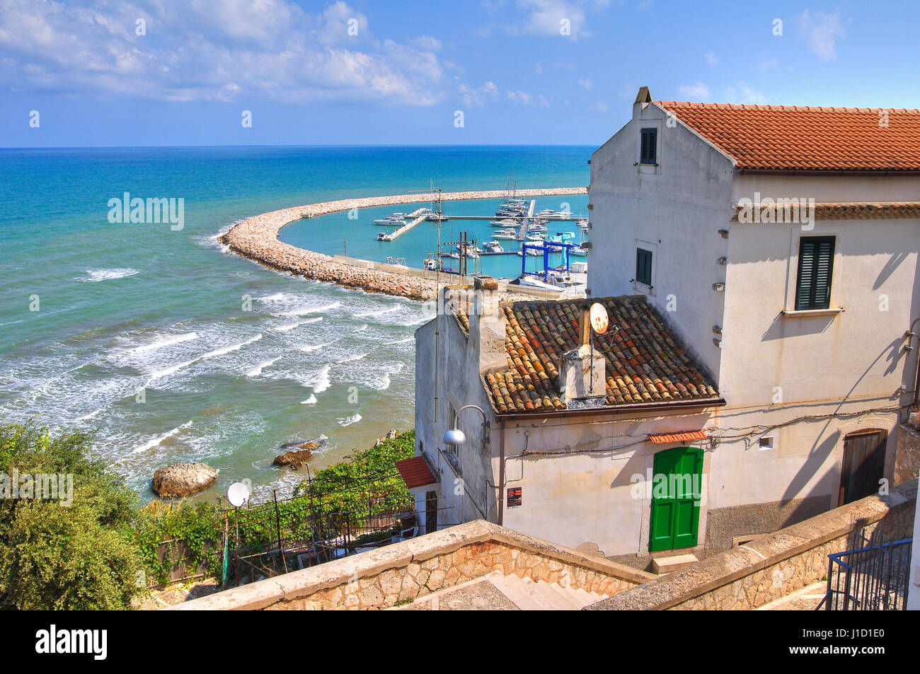 Panoramic view of Rodi Garganico. Puglia. Italy Stock Photo - Alamy
