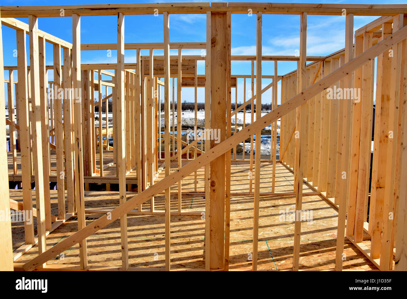 Lumber house construction hi-res stock photography and images - Alamy