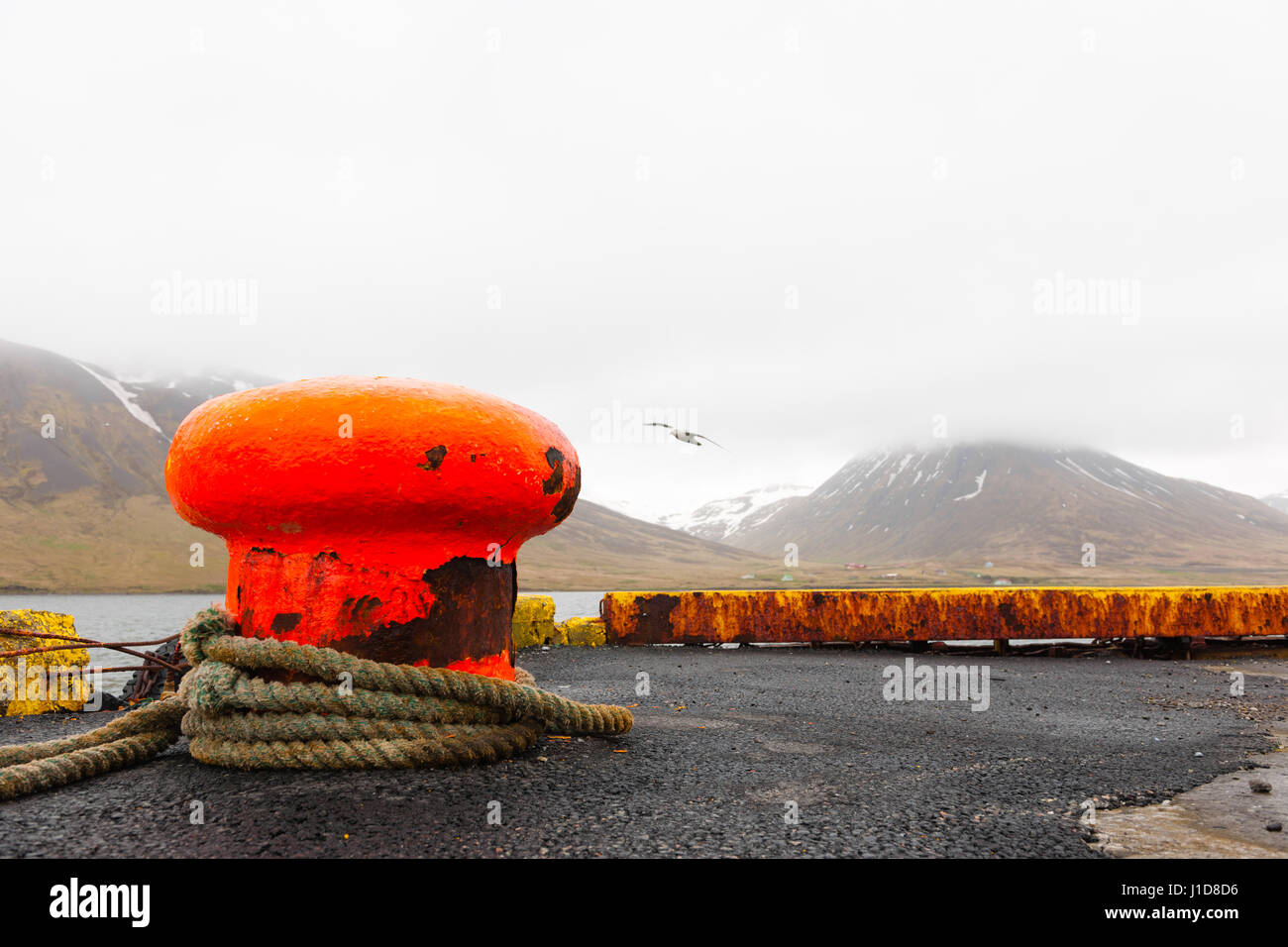 Bollard in snow hi-res stock photography and images - Alamy