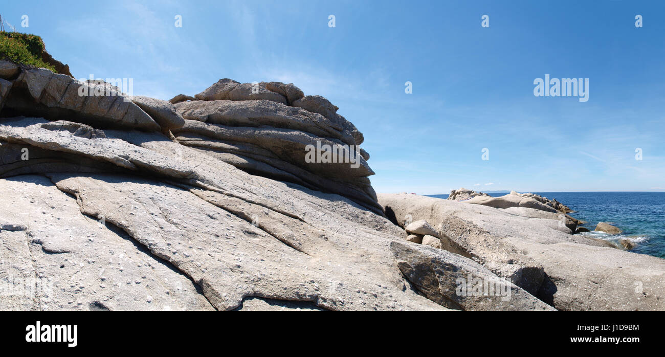 Elba, Italy: Cliffs of St. Andrew by the sea Stock Photo - Alamy