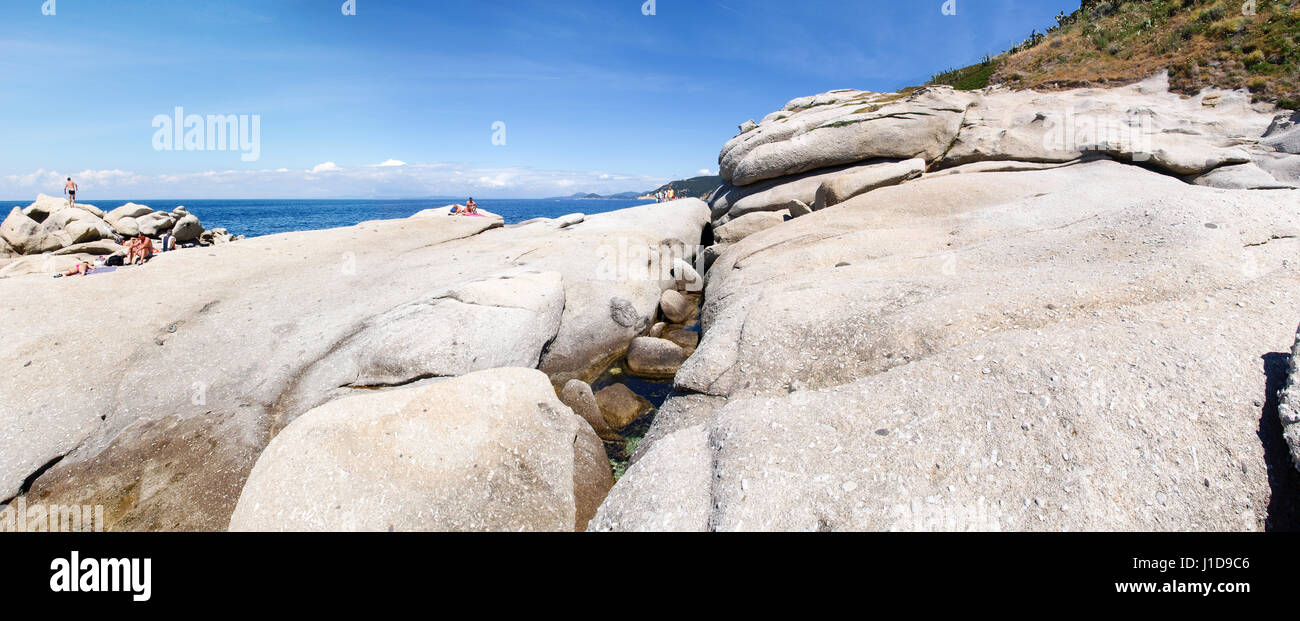 Elba, Italy: Cliffs of St. Andrew by the sea Stock Photo - Alamy
