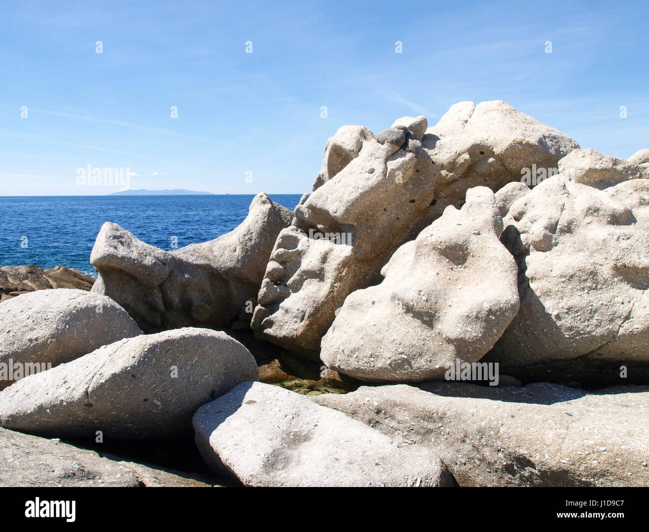 Elba, Italy: Cliffs of St. Andrew by the sea Stock Photo - Alamy