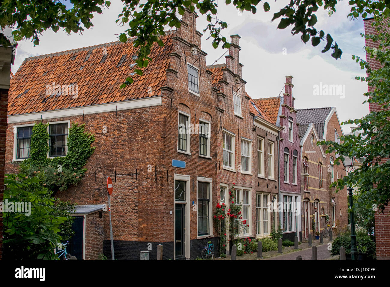Stepped gable houses hi-res stock photography and images - Alamy