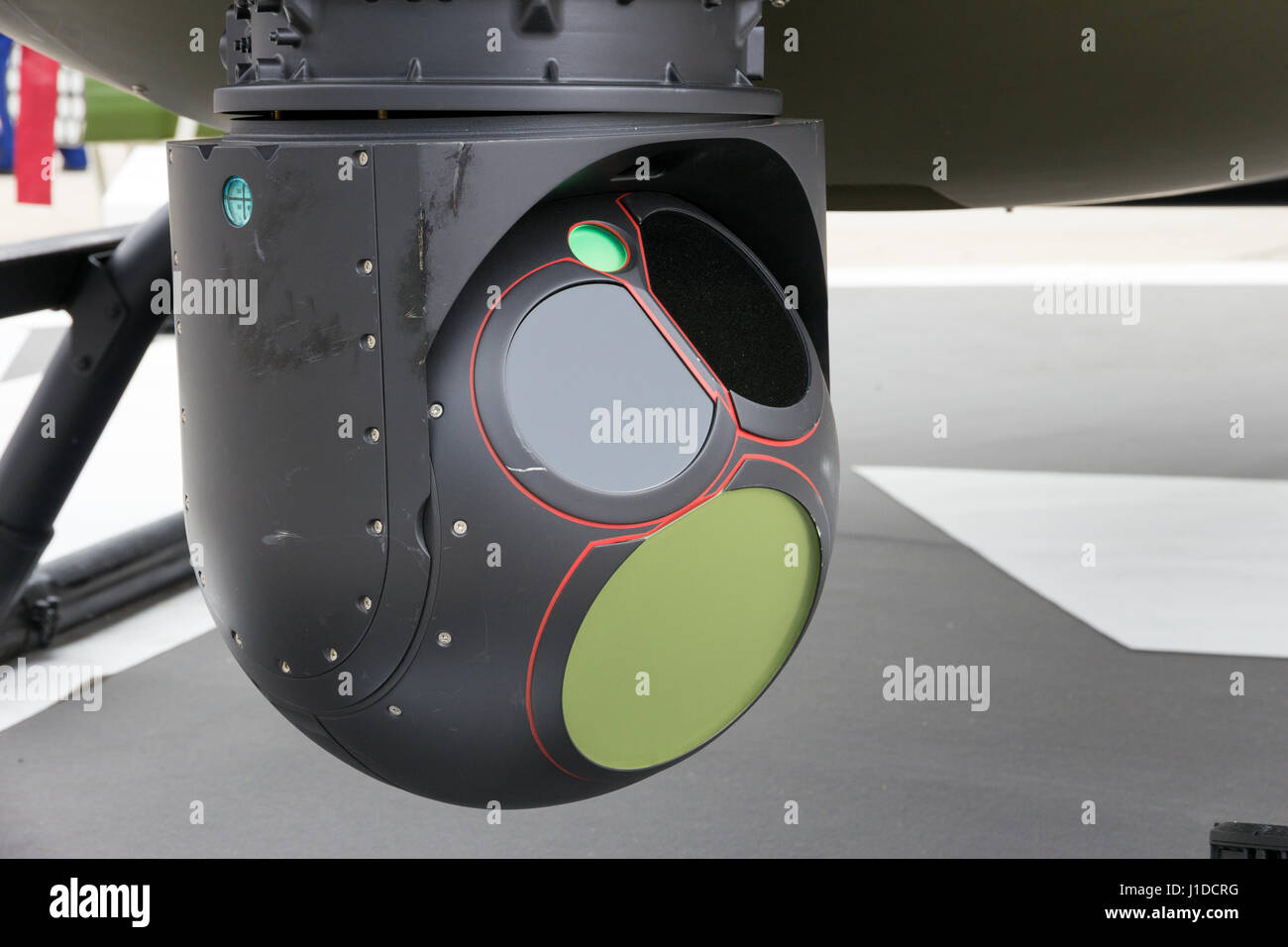 Helicopter Mounted Stock Photos & Helicopter Mounted Stock Images - Alamy