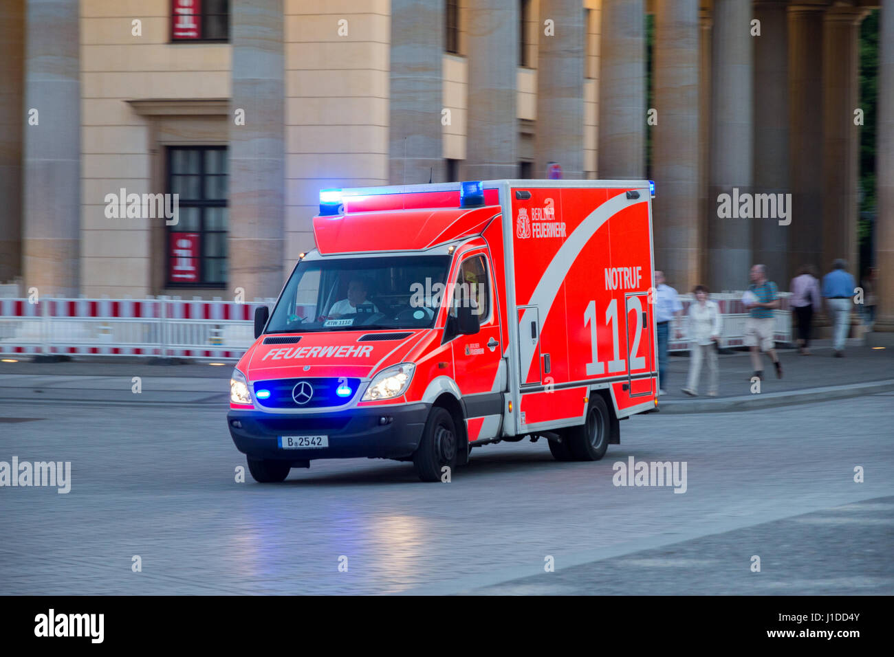 Mercedes sprinter van 2014 High Resolution Stock Photography and Images ...