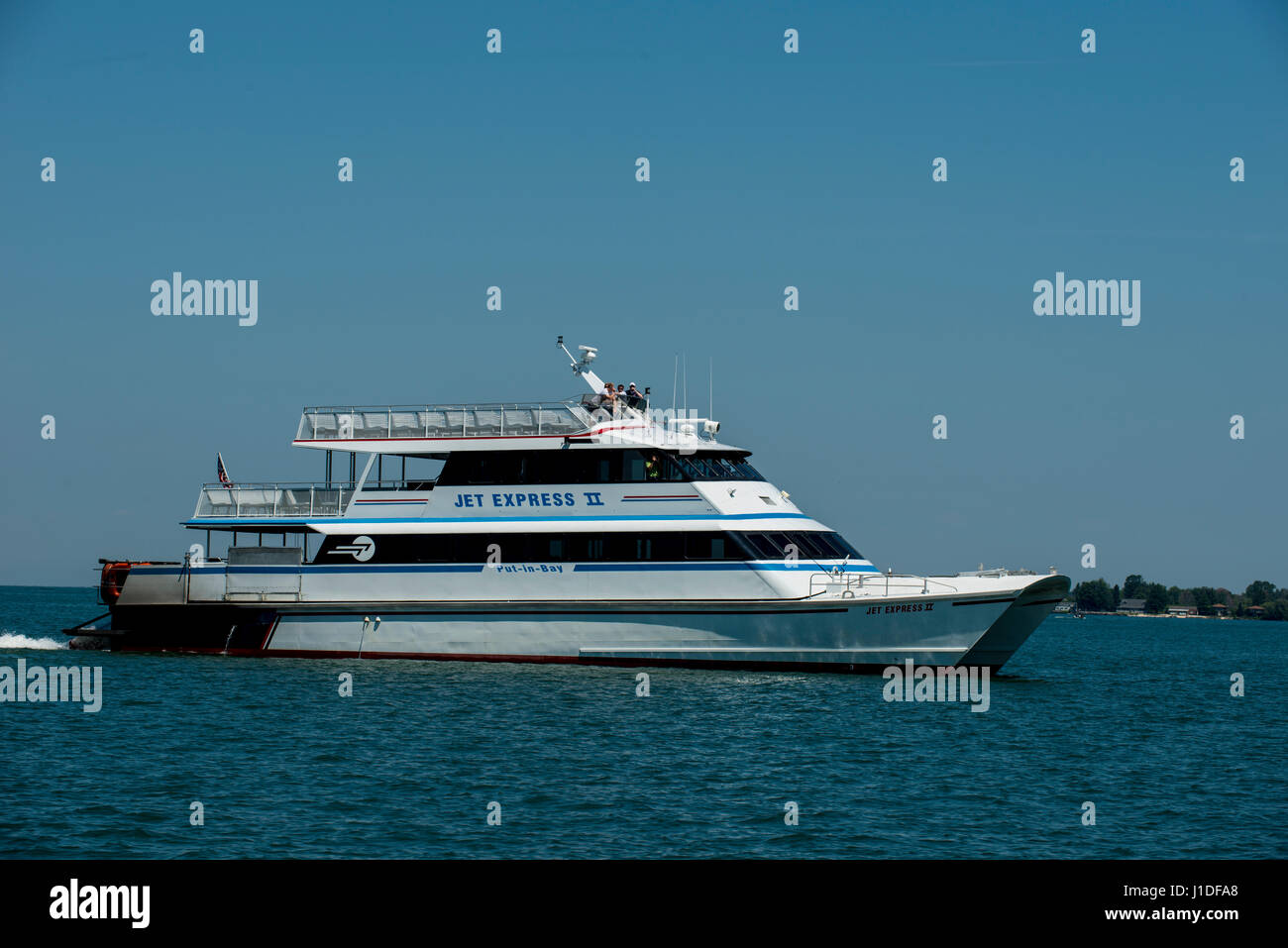 ferry jet boat full of people Stock Photo - Alamy