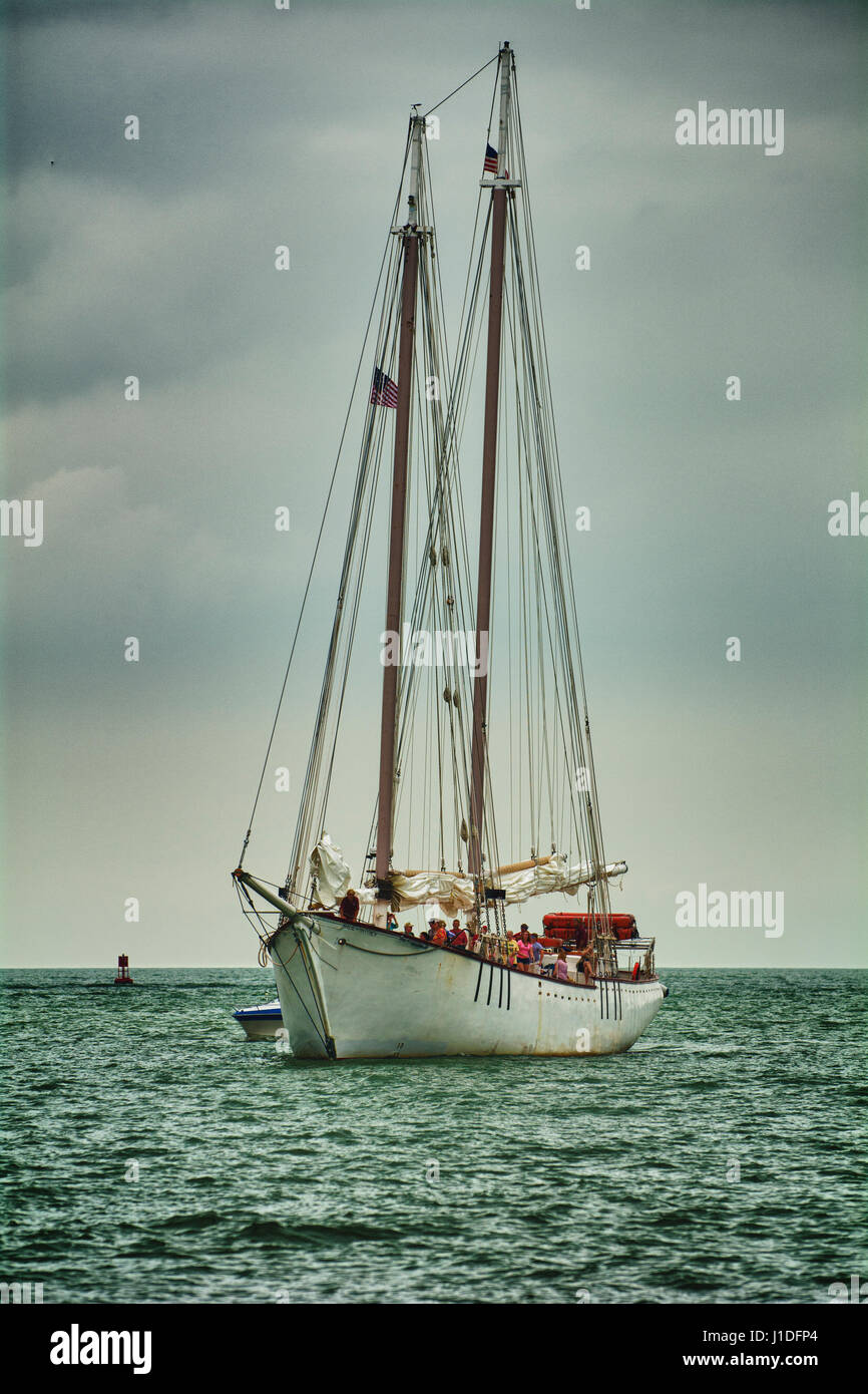 big tall ships vintage old ships Stock Photo - Alamy