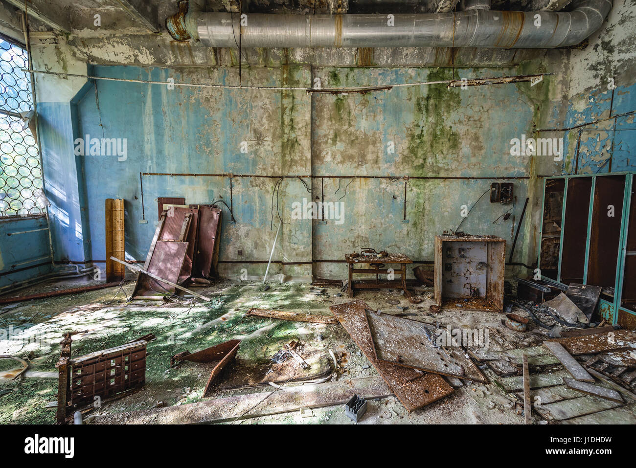 Inside chernobyl hi-res stock photography and images - Alamy