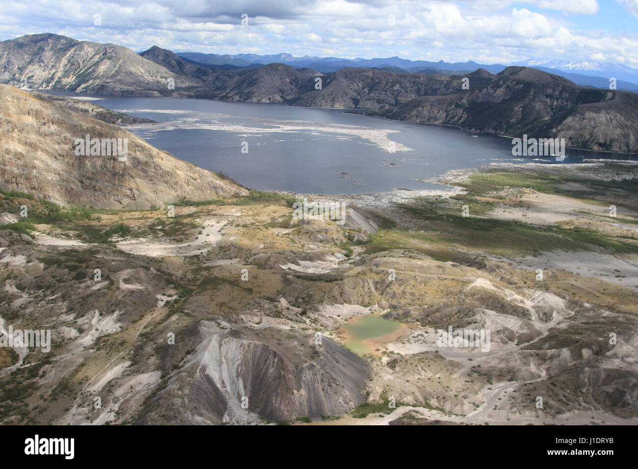 Mount st helens volcano after eruption hi-res stock photography and ...