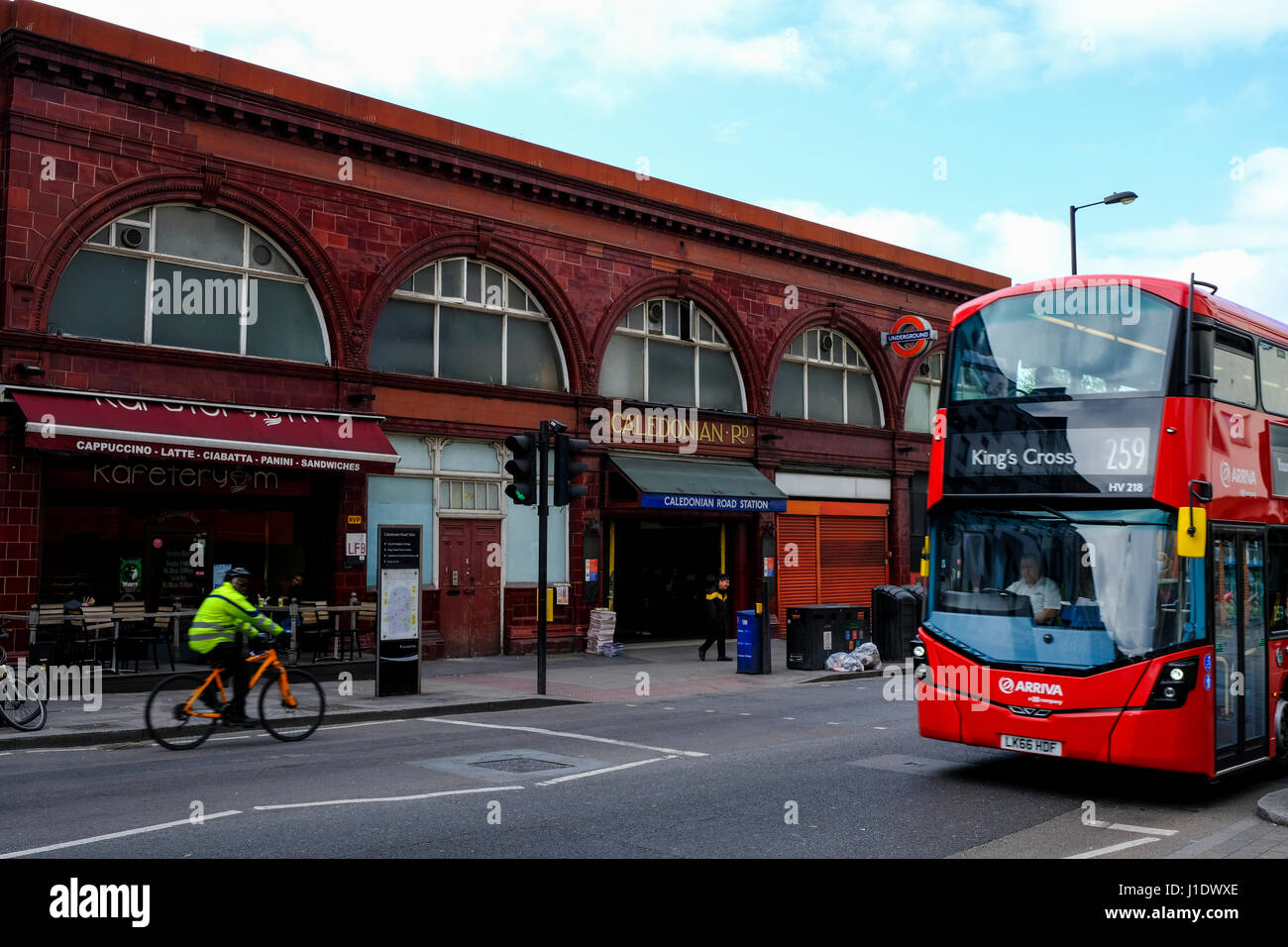 Caledonian road london hi-res stock photography and images - Alamy
