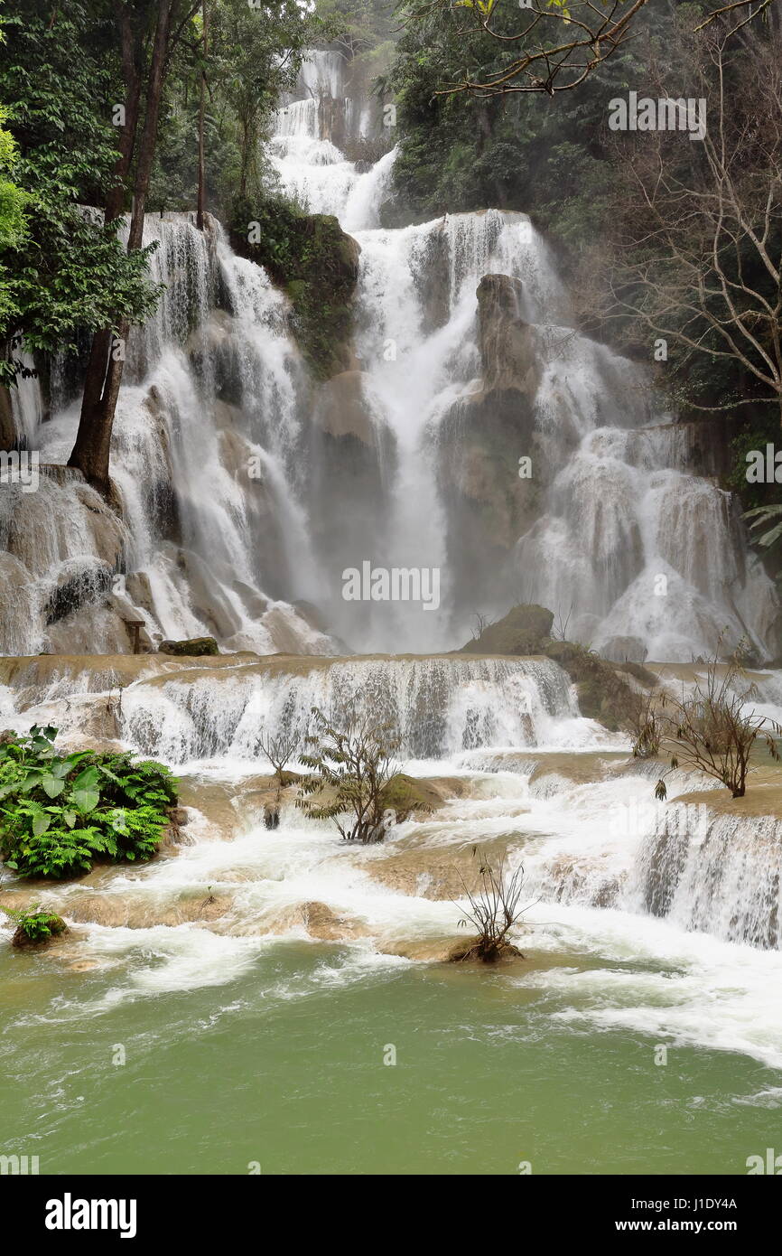 Main cascade of 50 to 60 ms.drop over limestone rock formations into ...