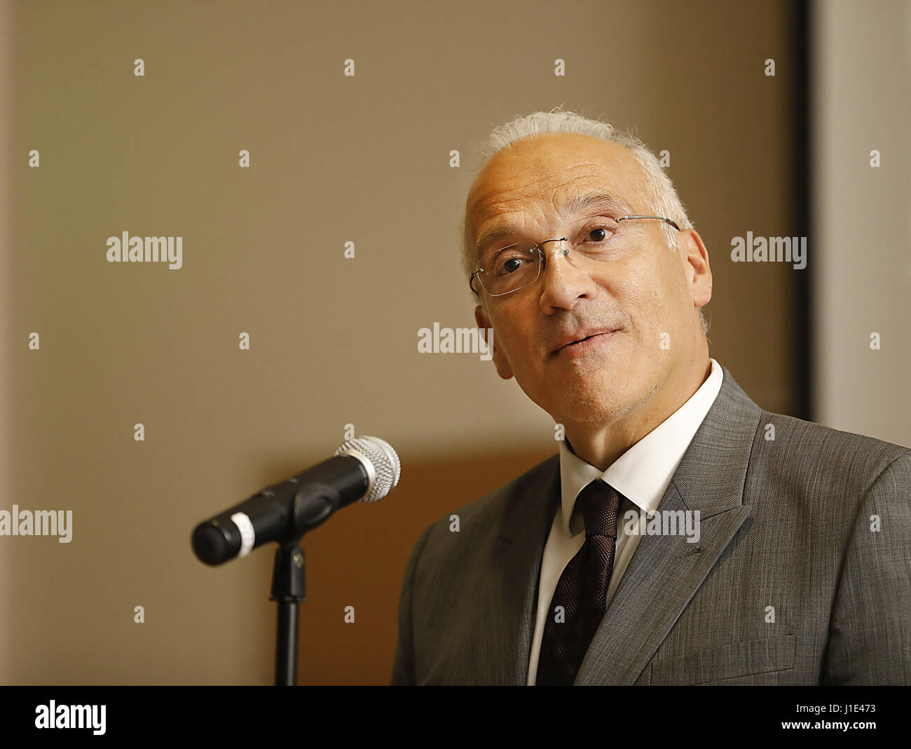 Gonzalo curiel hi-res stock photography and images - Alamy