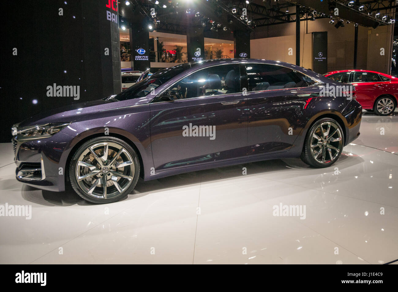 Offspace hi-res stock photography and images - Alamy