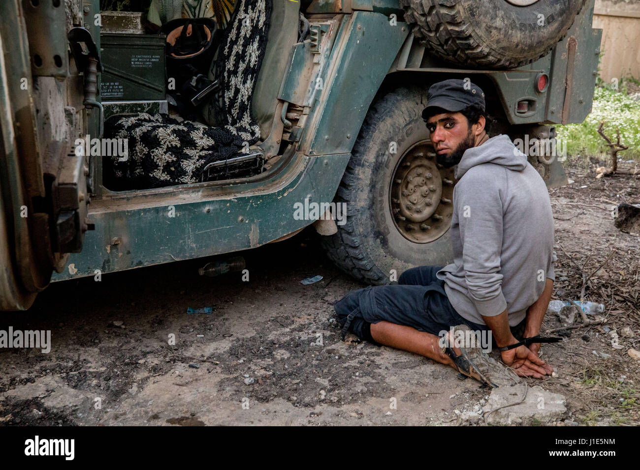 Isis fighter hi-res stock photography and images - Alamy