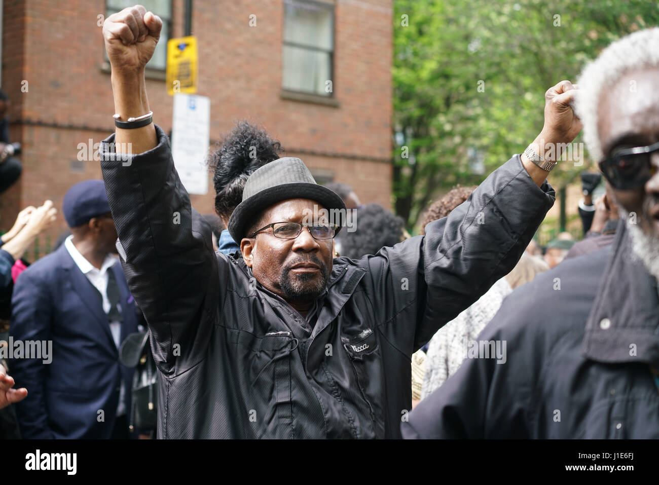 London, UK. 20th Apr, 2017. Hundreds from the black community pay ...