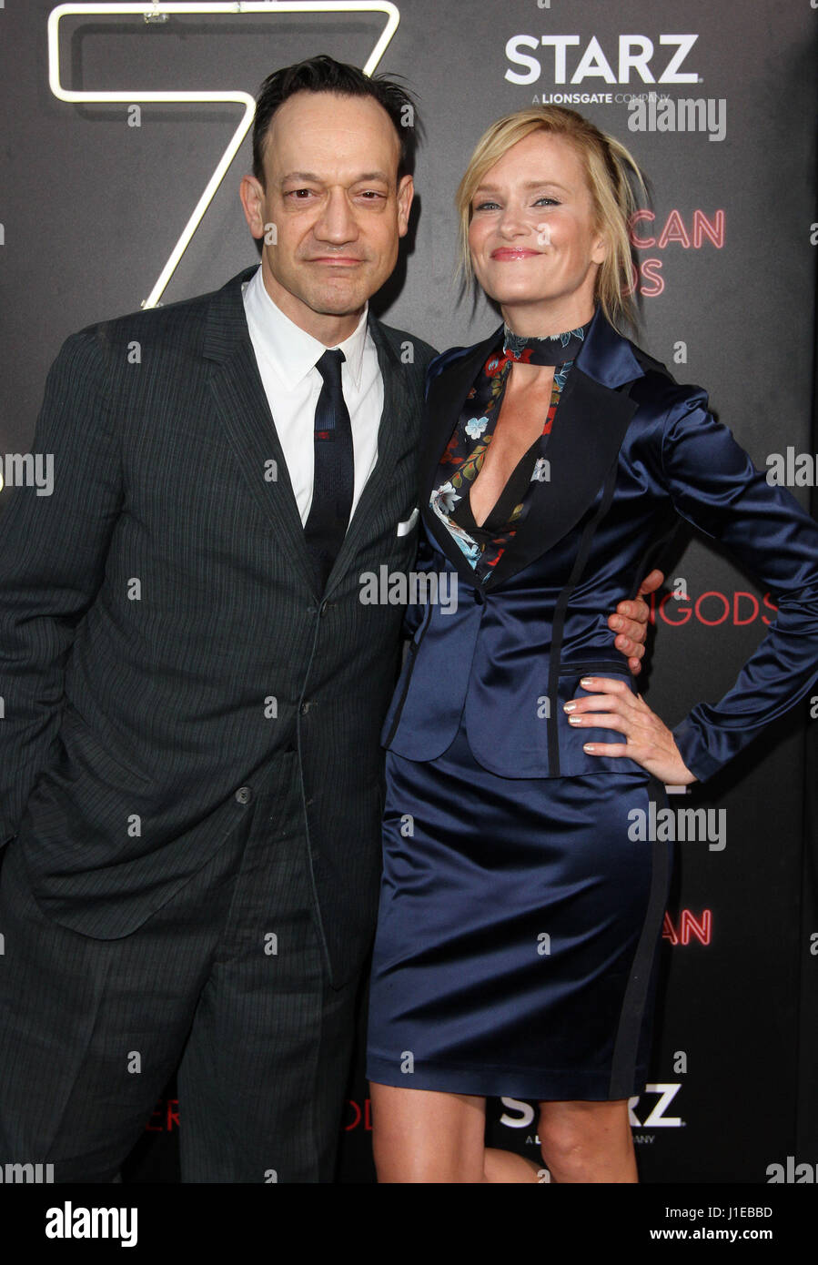 Ted raimi hi-res stock photography and images - Alamy