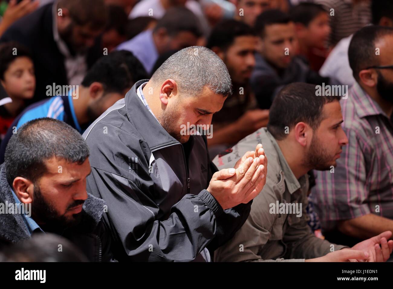 Gaza City, Gaza Strip, Palestinian Territory. 21st Apr, 2017 ...