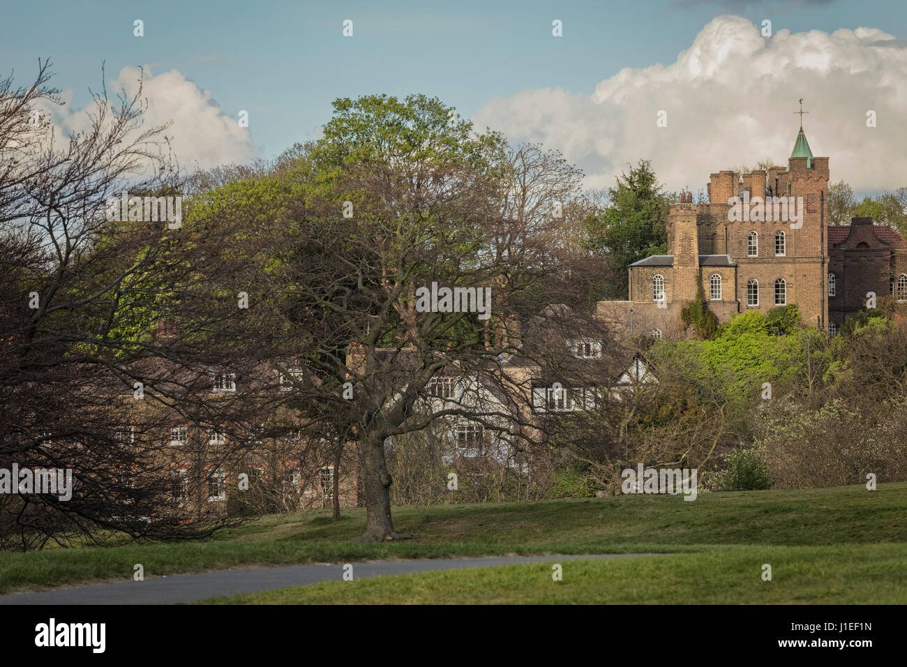 Maze hill in greenwich hi-res stock photography and images - Alamy