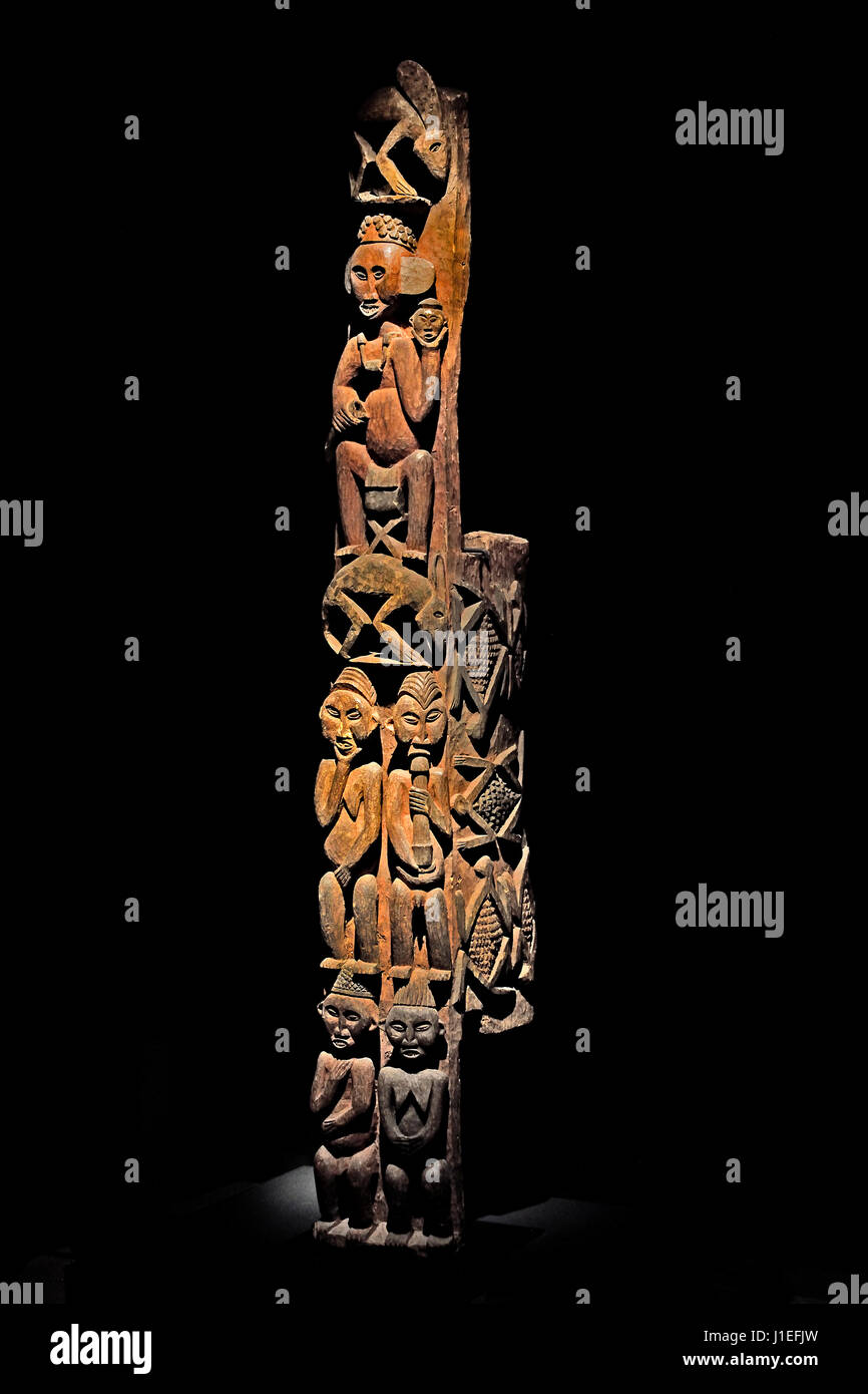 Bamileke sculpture hi-res stock photography and images - Alamy