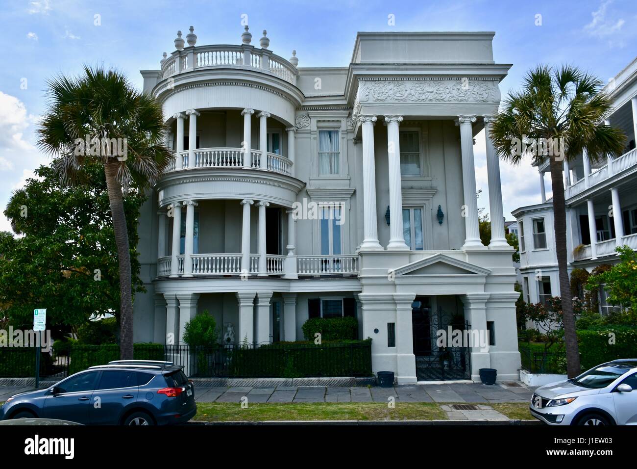 Beautiful colonial style house near East battery street Charleston ...