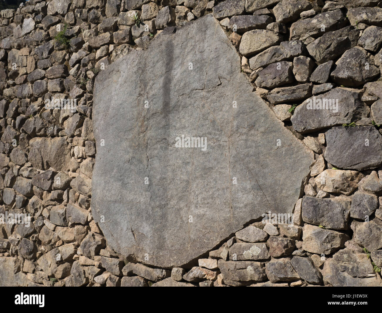 Detail of perfect Inca stonework encrusted at Machu Picchu ruins, Peru ...
