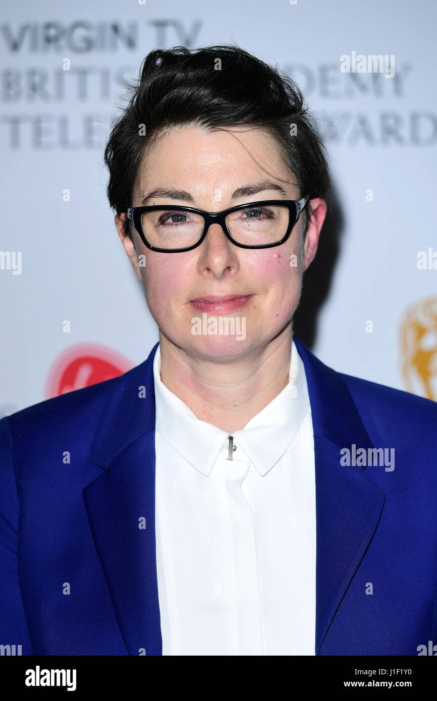Sue perkins hi-res stock photography and images - Alamy