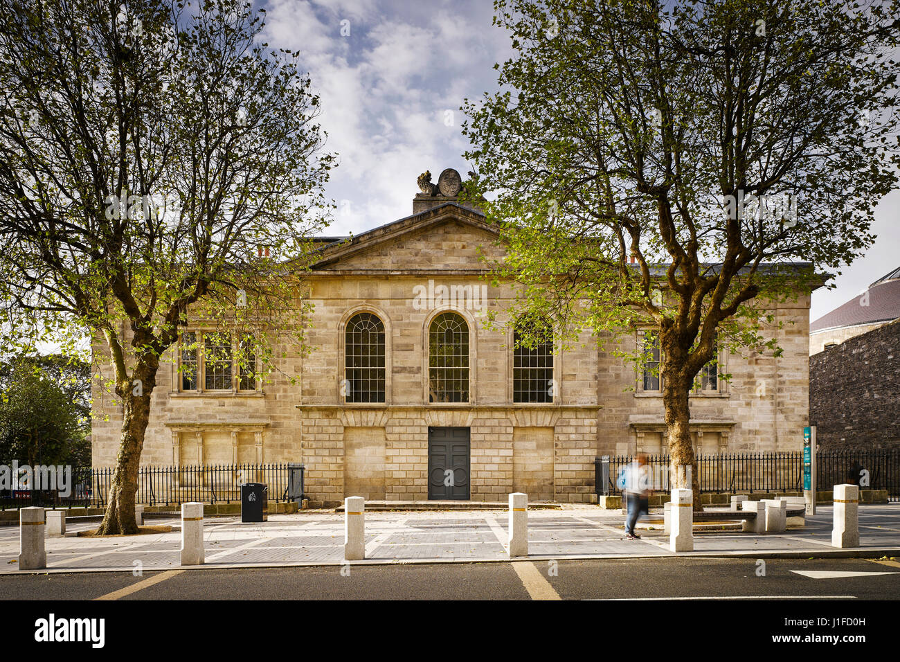 Front facade showing figure. Kilmainham Courthouse, Kilmainham, Ireland ...