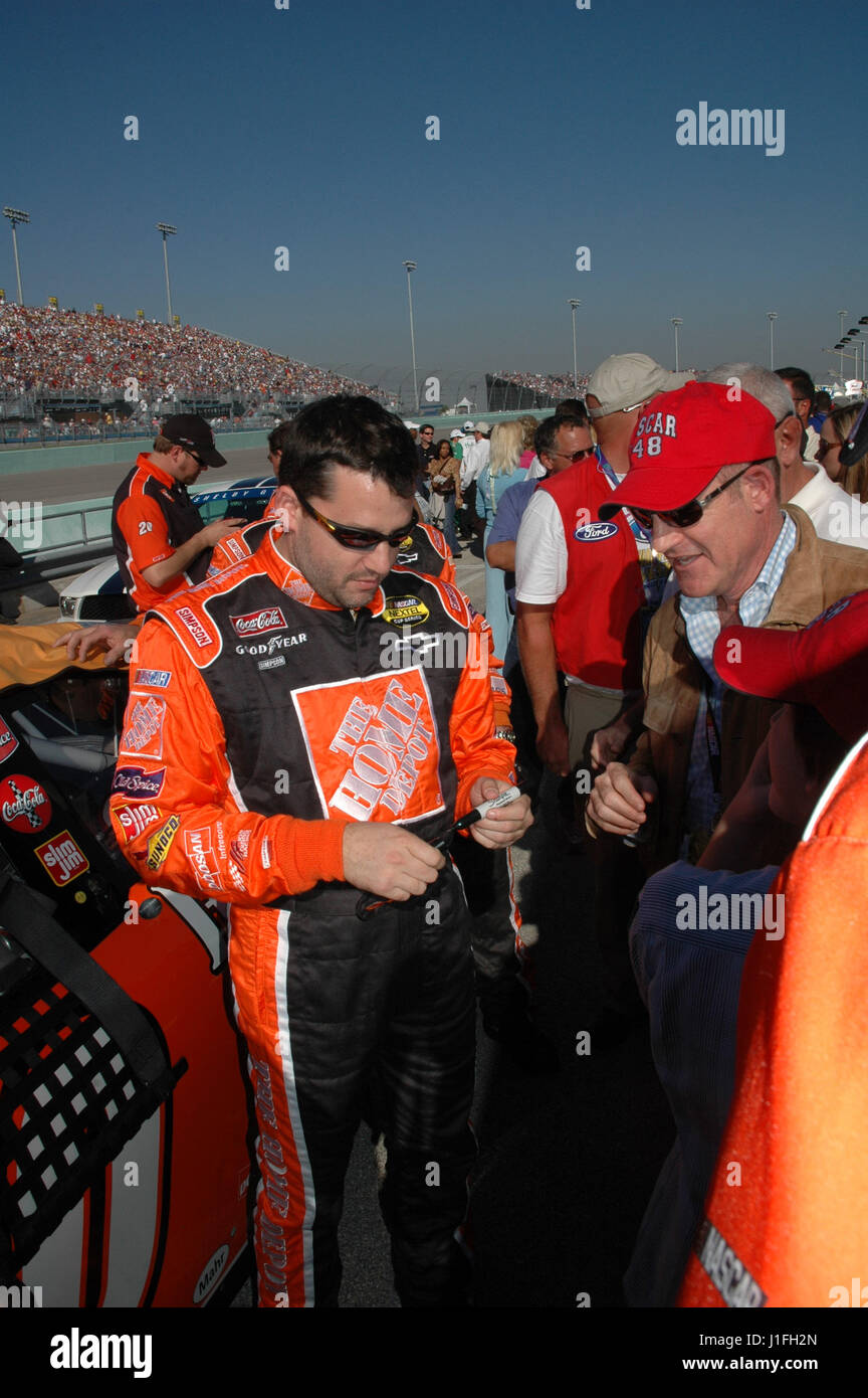 NASCAR racing drivers tony stewart Stock Photo - Alamy