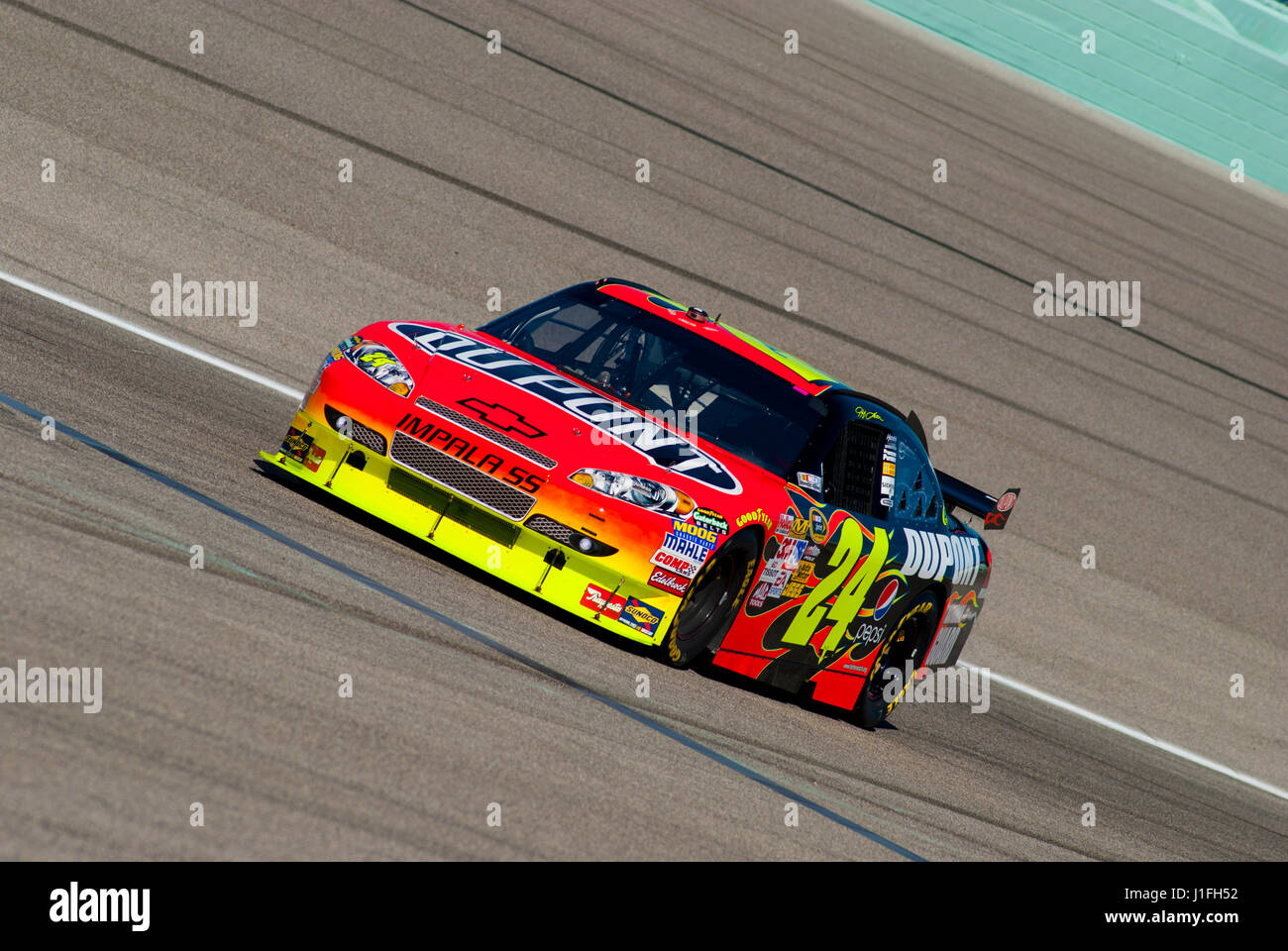 Jeff gordon nascar cars hi-res stock photography and images - Alamy