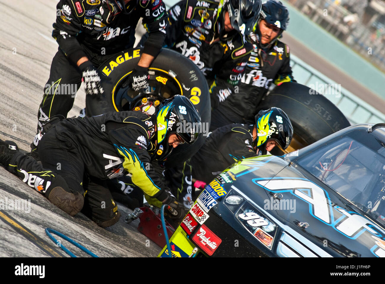 Racing drivers hi-res stock photography and images - Alamy