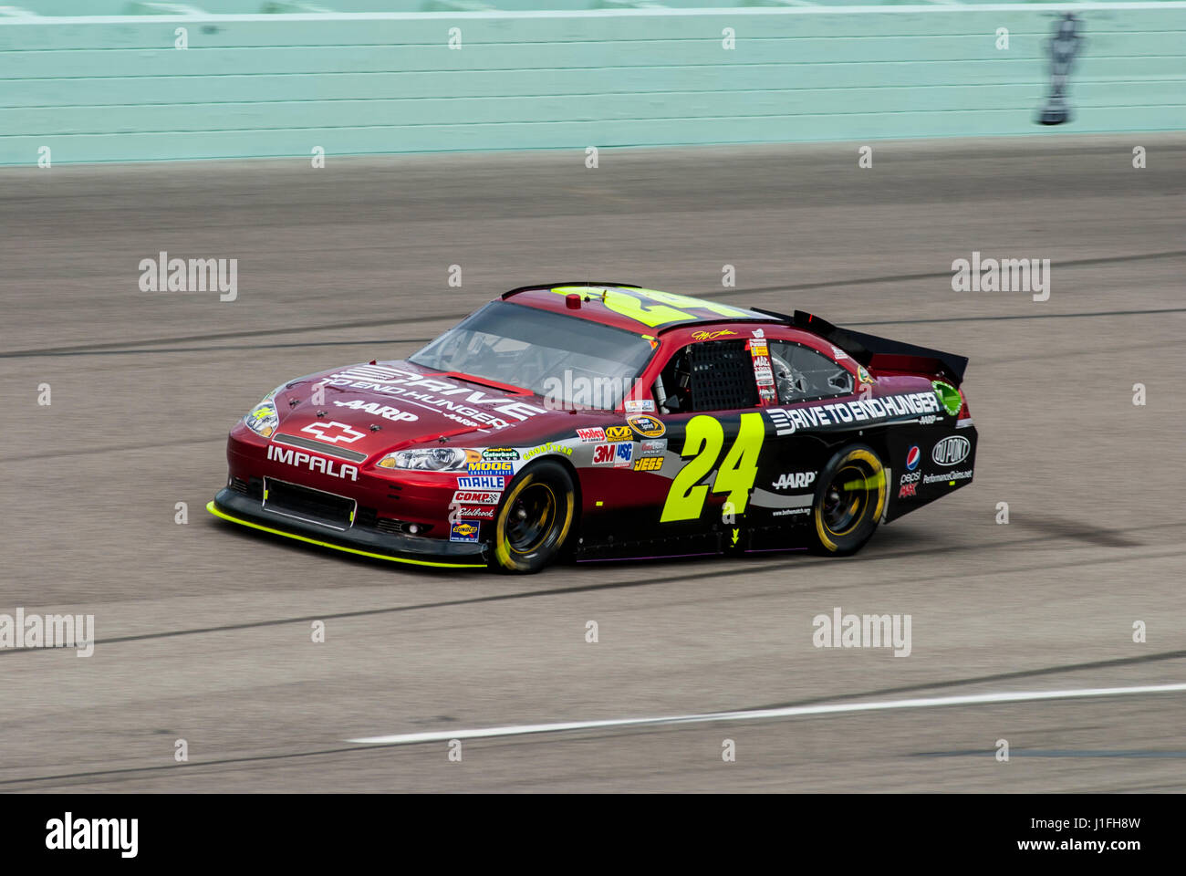 Jeff gordon nascar cars hi-res stock photography and images - Alamy