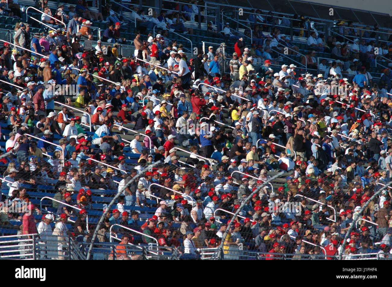 Motorsport fans usa hi-res stock photography and images - Alamy