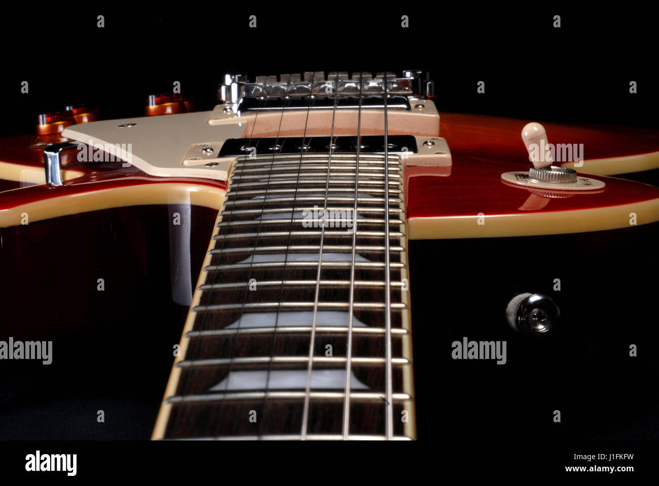 Electric instruments hi-res stock photography and images - Alamy