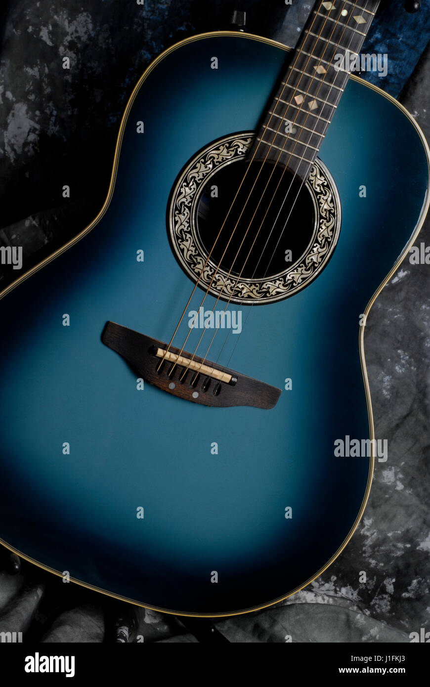 Musical instruments hi-res stock photography and images - Alamy