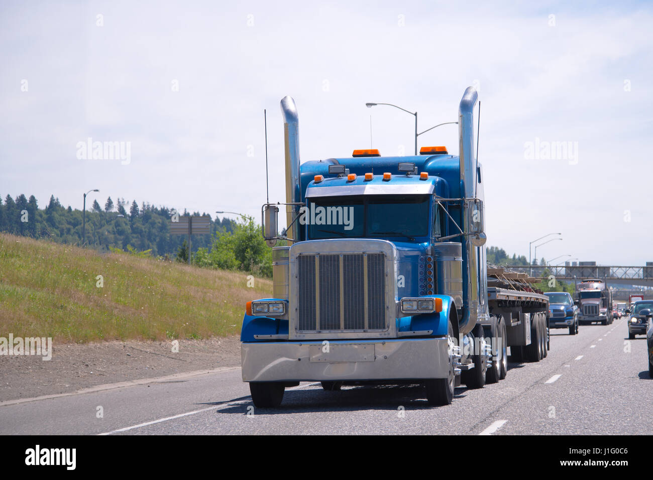 Thoroughbred classic big rig semi truck with the custom personal tuning ...