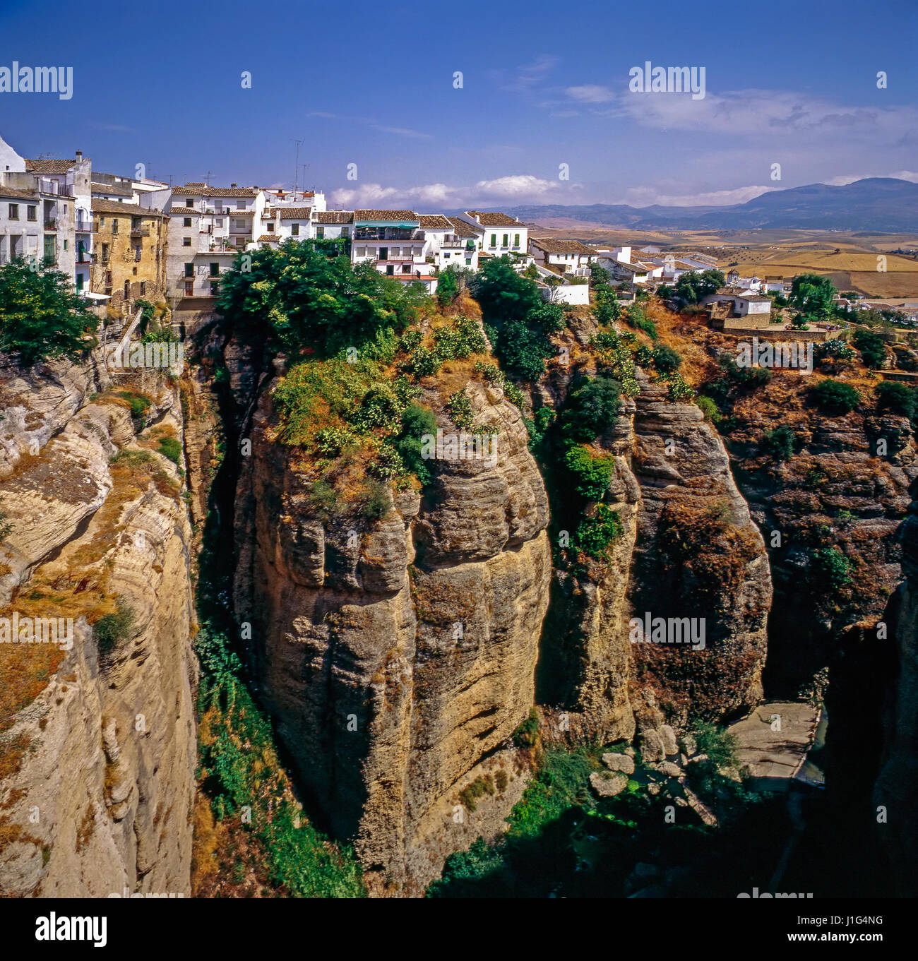 Ronda in Spain build on cliffs Stock Photo - Alamy