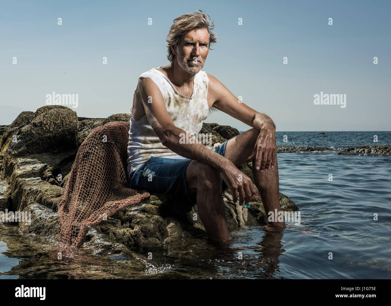 Marooned hi-res stock photography and images - Alamy