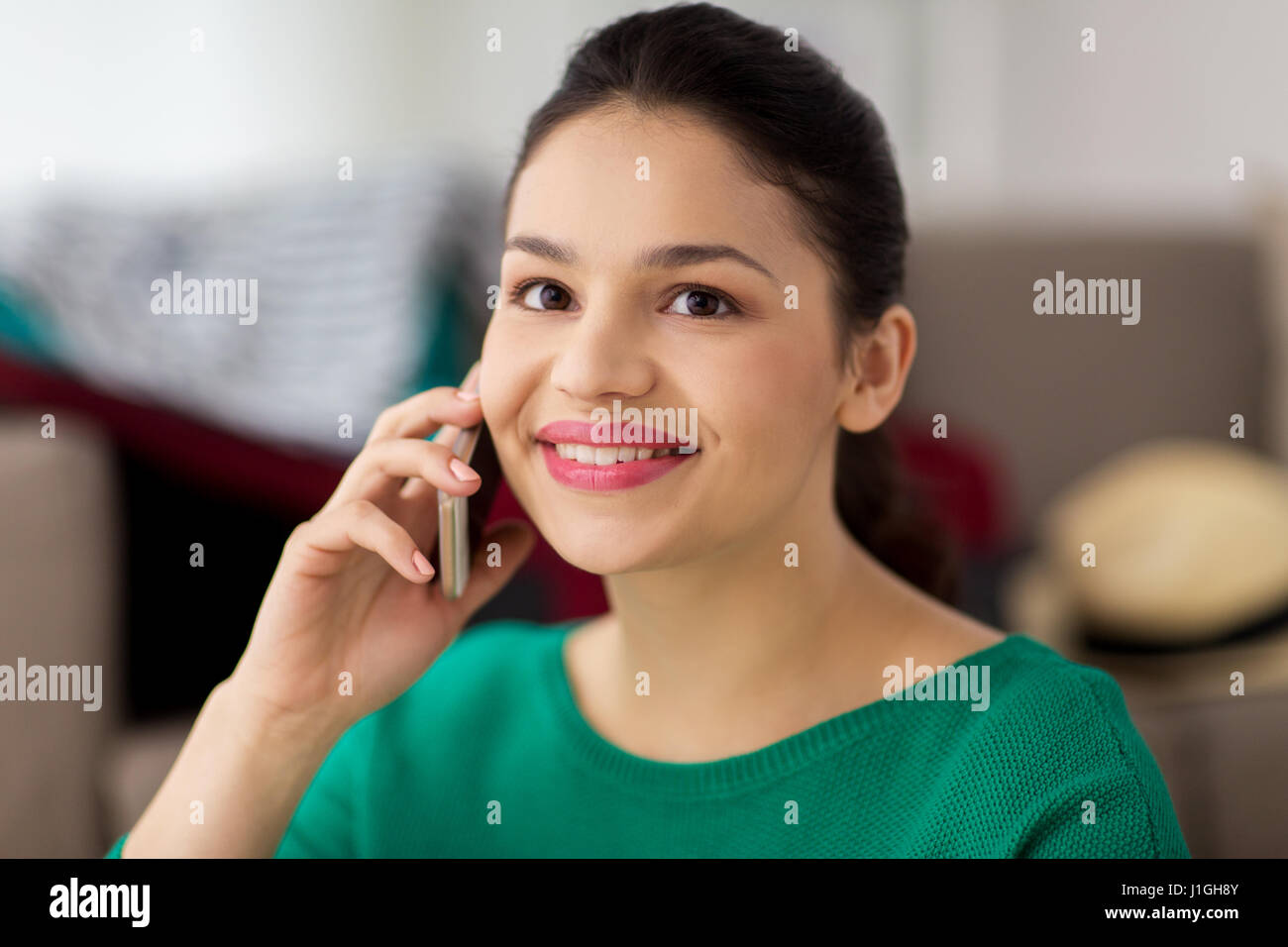 Woman calling hi-res stock photography and images - Alamy