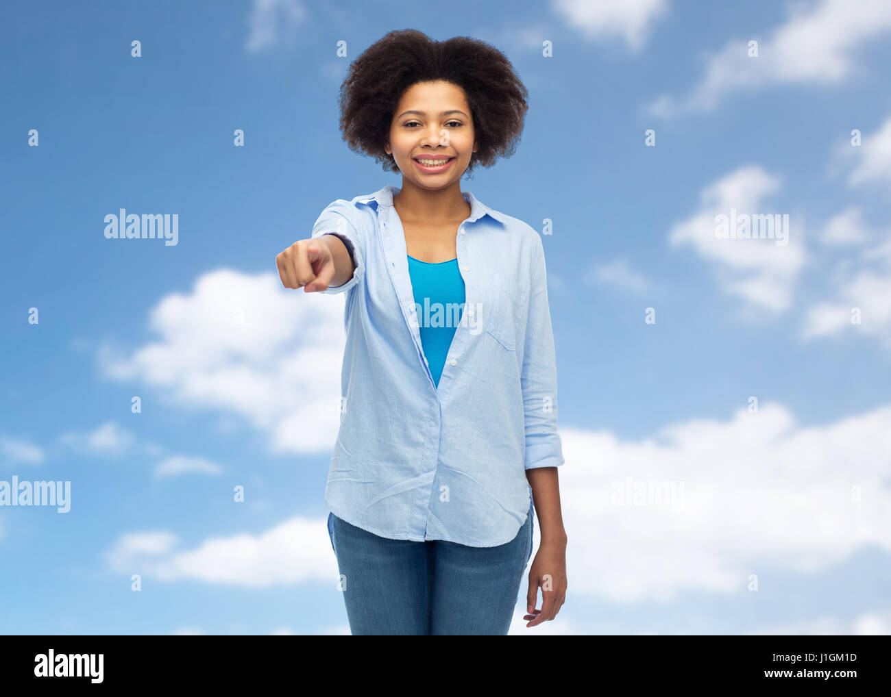 Black woman pointing finger hi-res stock photography and images - Alamy