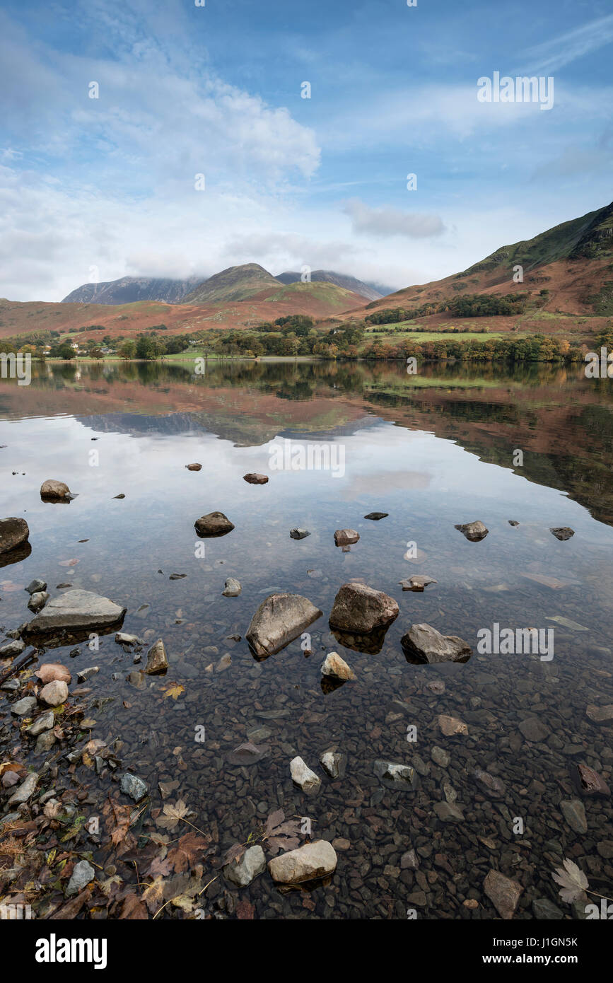 Beautiful Autumn Fall landscape image of Lake Buttermere in Lake ...