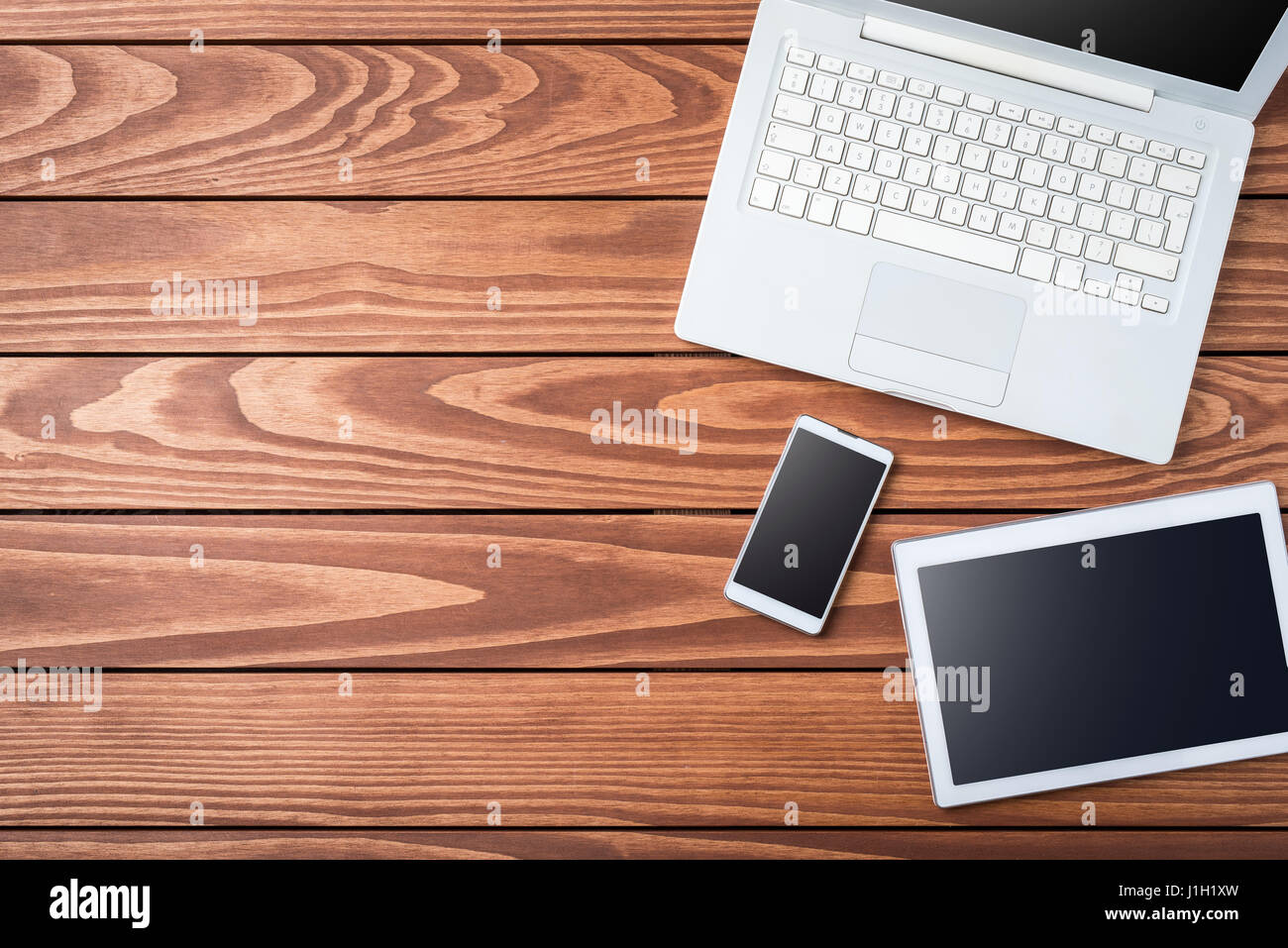 Devices screen hi-res stock photography and images - Alamy