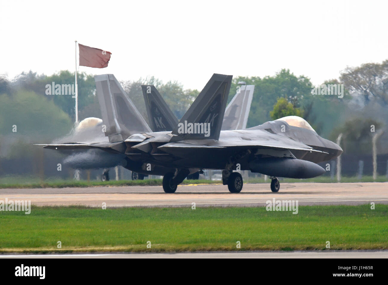 Lockheed Martin F-22 Raptor stealth fighters passing through RAF ...