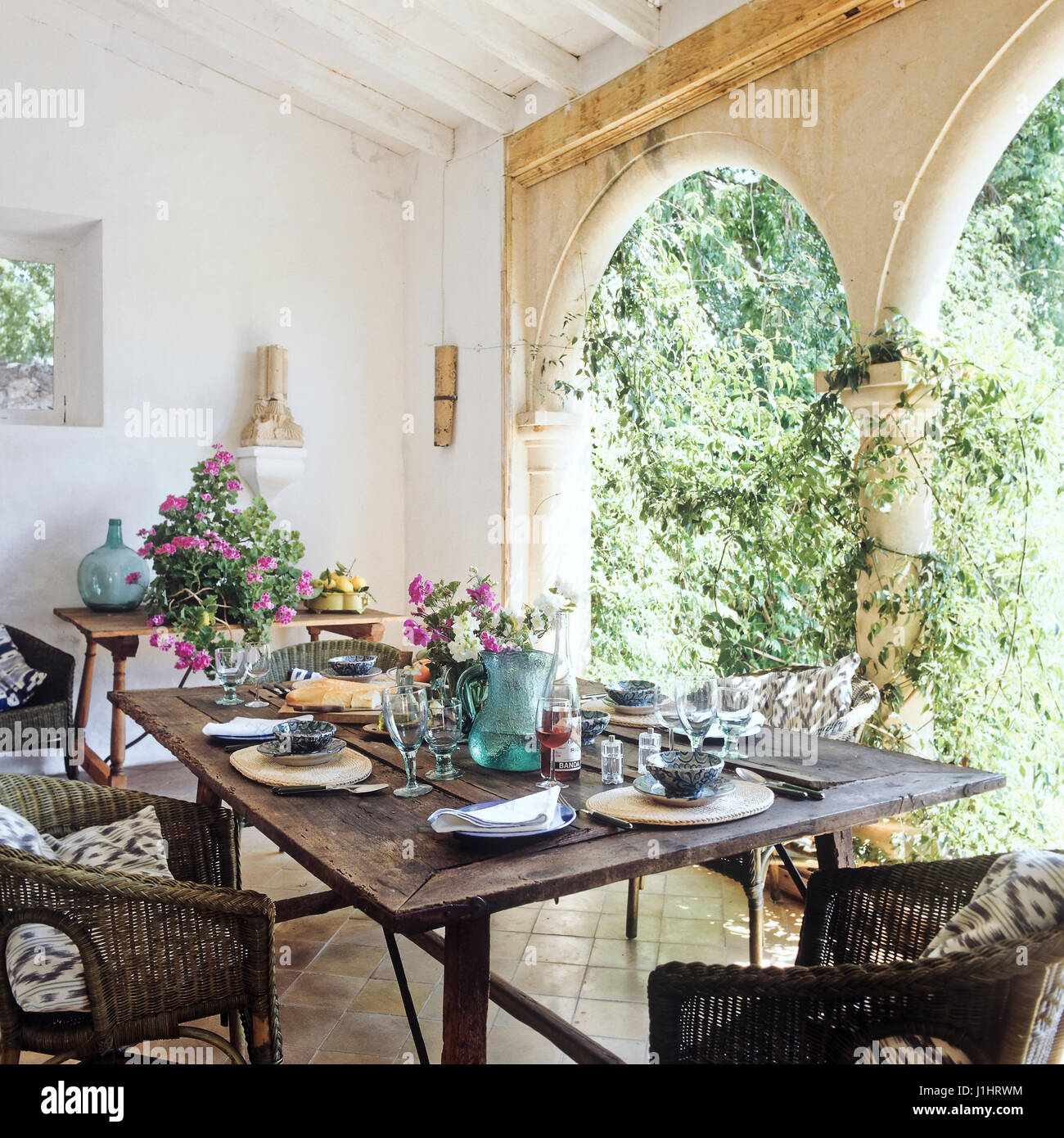 Tables chairs on tiled hi-res stock photography and images - Alamy