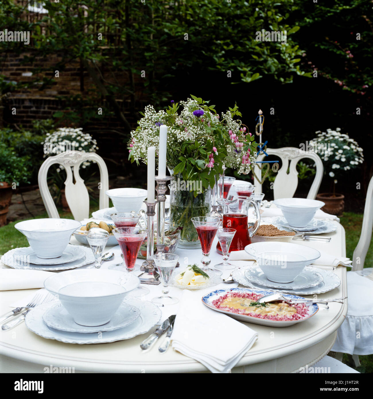 Al fresco dining Stock Photo - Alamy