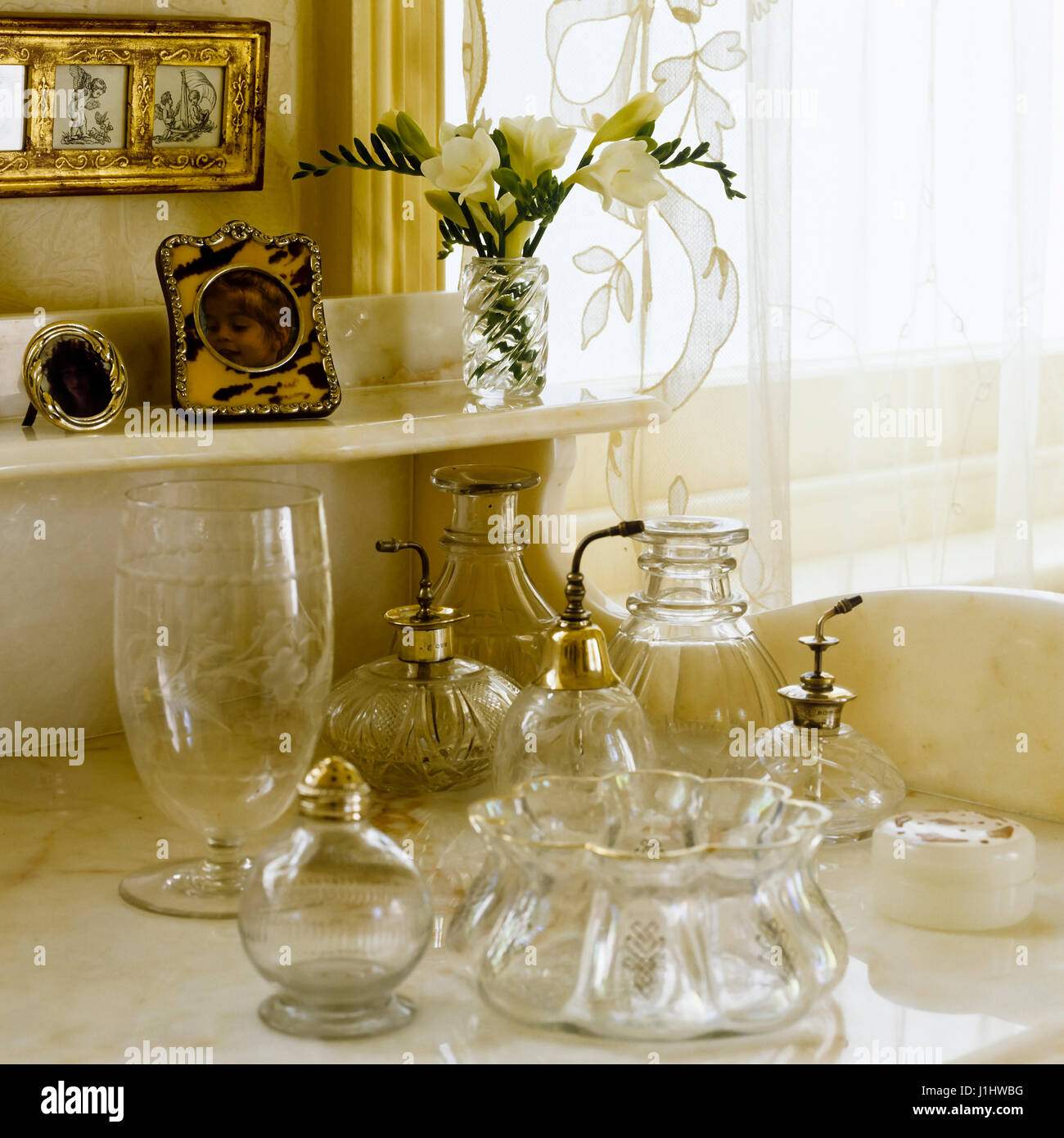 Victorian glassware hi-res stock photography and images - Alamy
